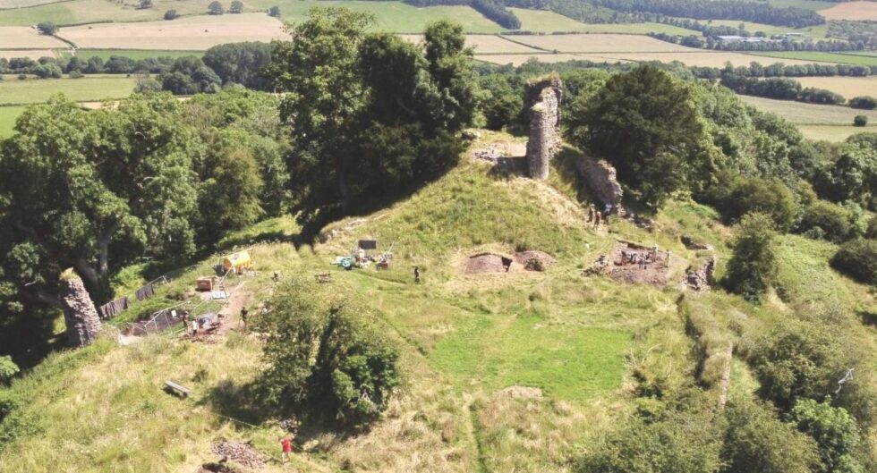 SNODHILL CASTLE | VISIT